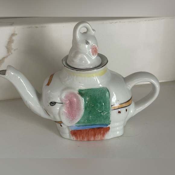 Source Unknown | Accents | Vintage Teapot Vintage Elephant Teapot Made ...